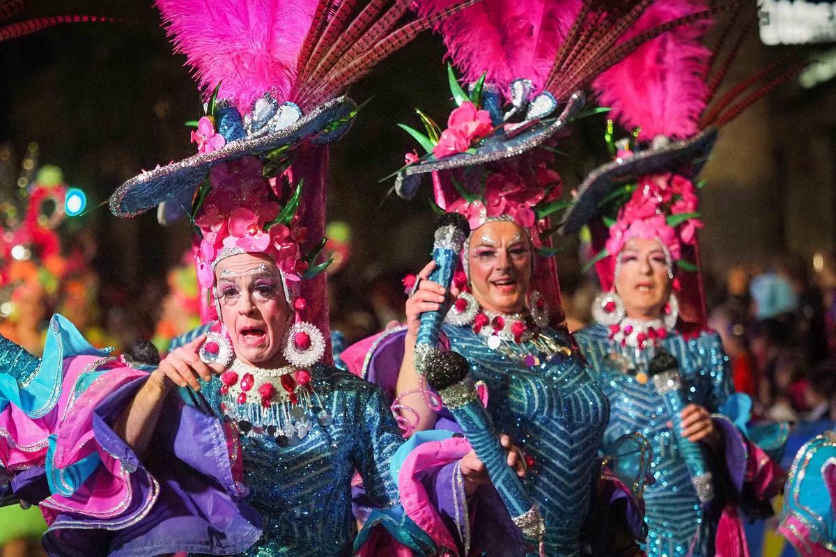Santa Cruz ya celebra en sus calles el retorno del Carnaval a la ...